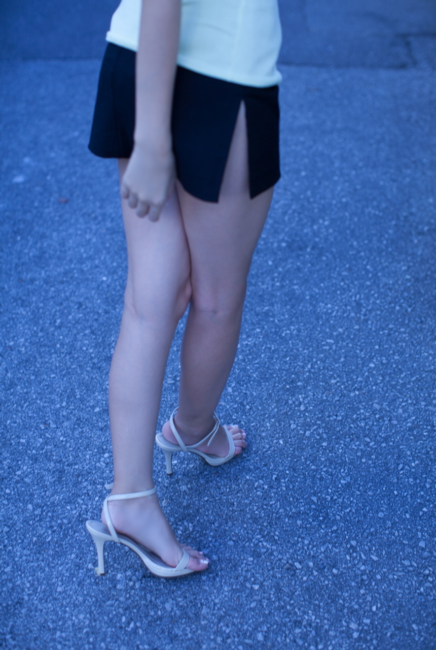 Anri Sugiharas Feet