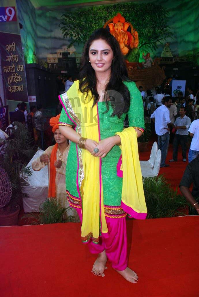 Huma Qureshis Feet