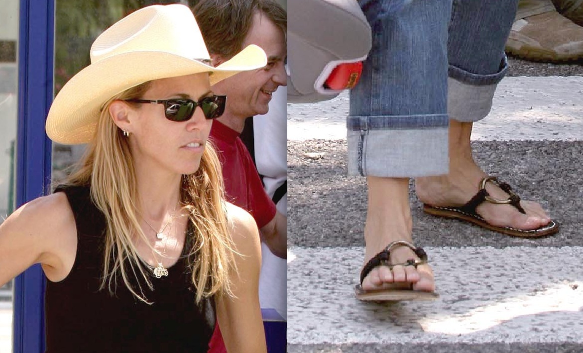 Sheryl Crows Feet