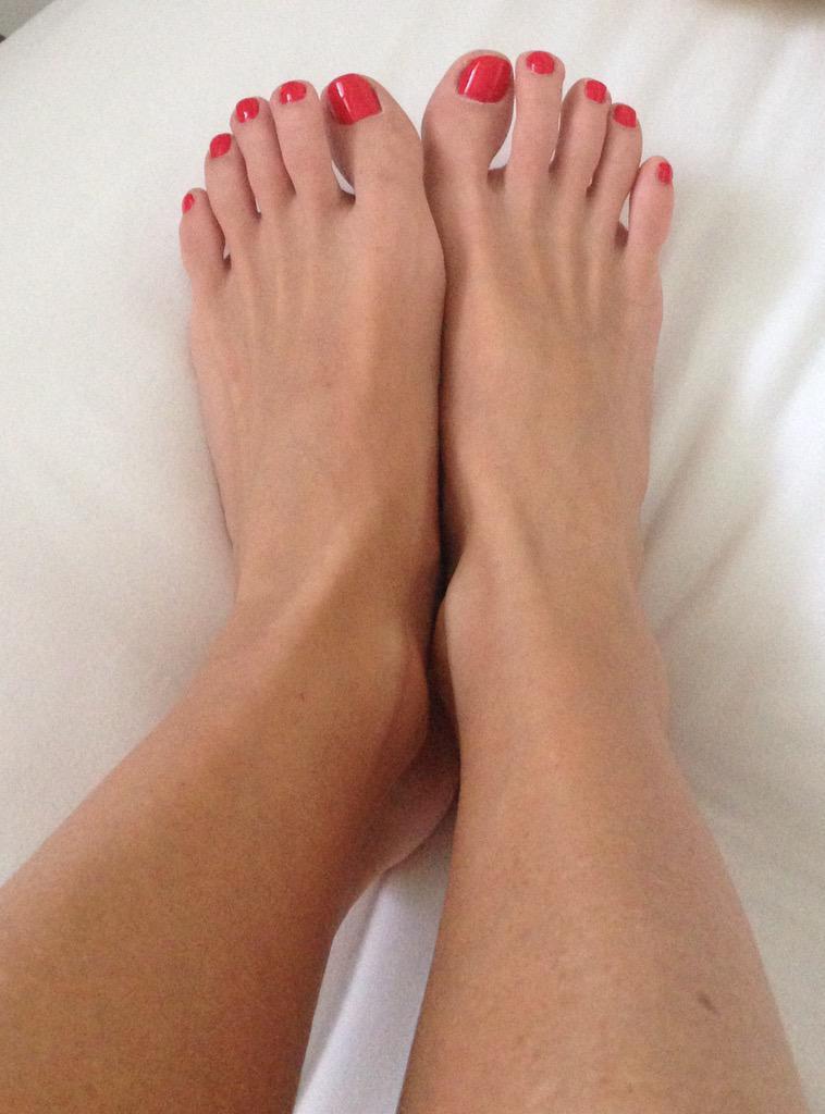 Silvia Saiges Feet