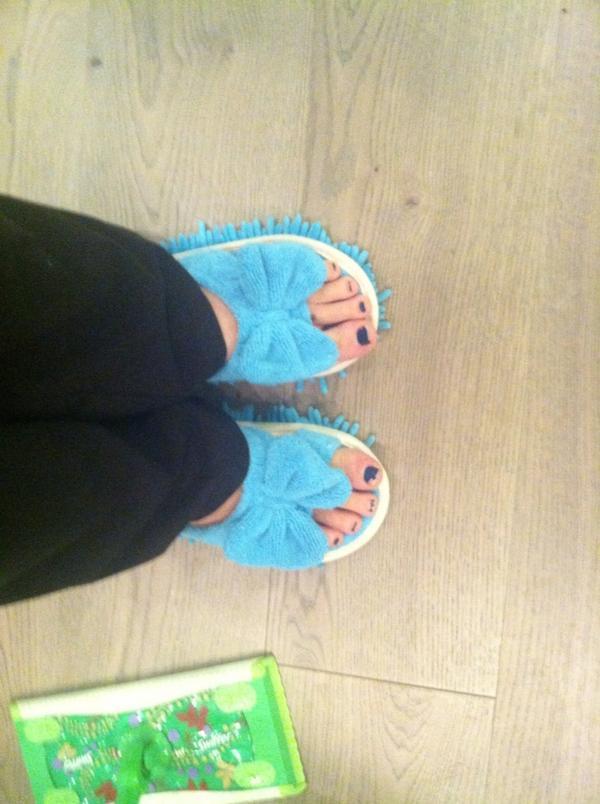 Stevie Shaes Feet