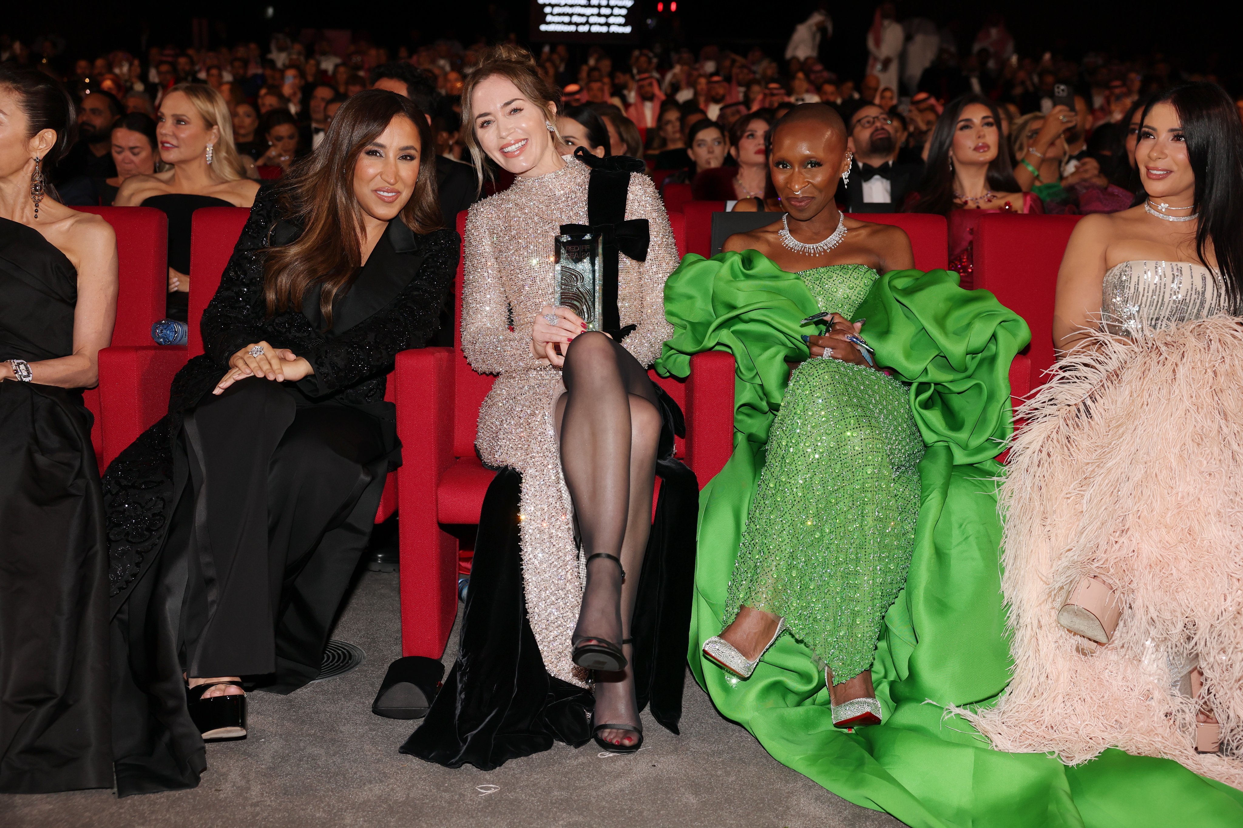 The best Emily Blunt feet pictures 🤩