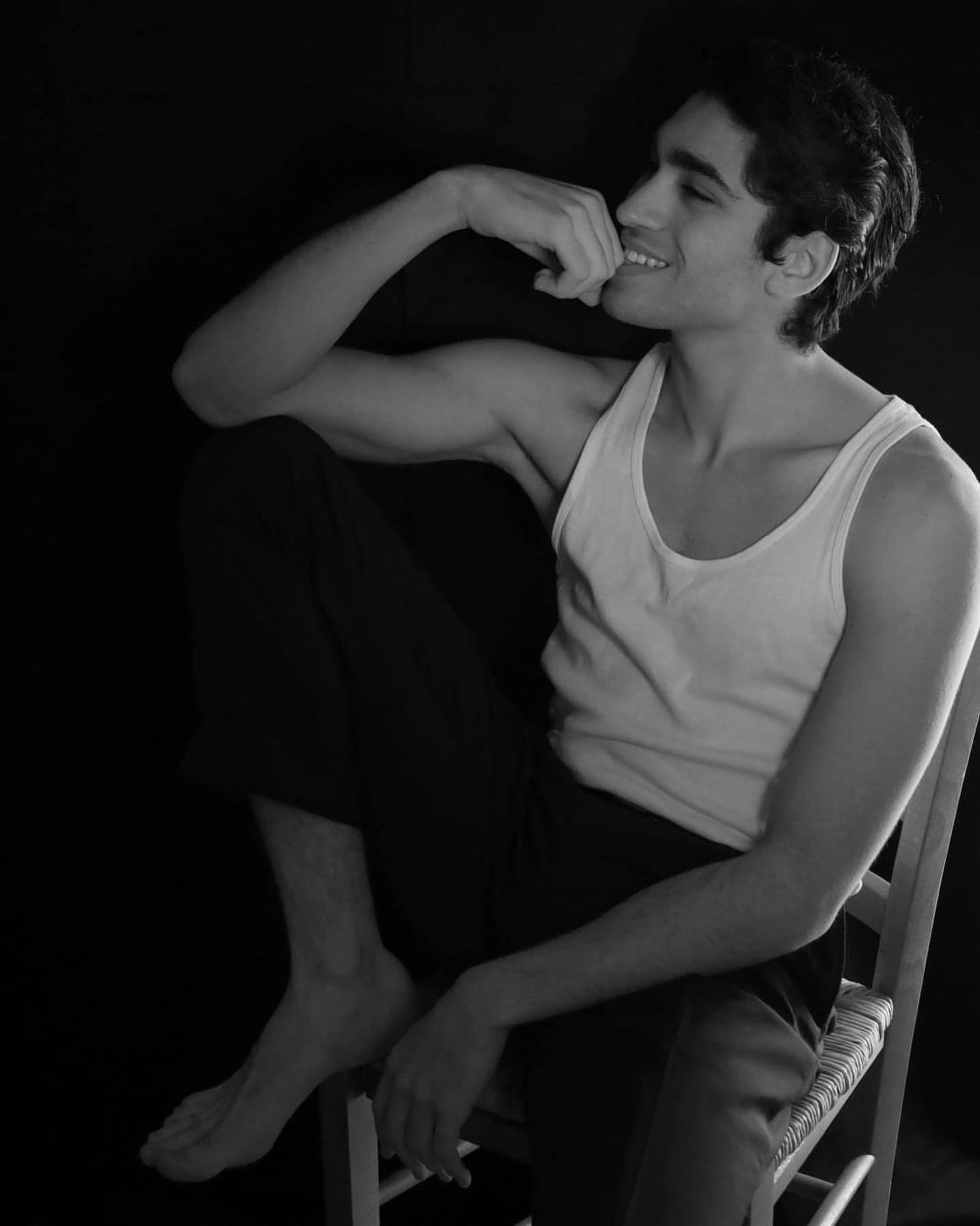 Adam Hafsias Feet