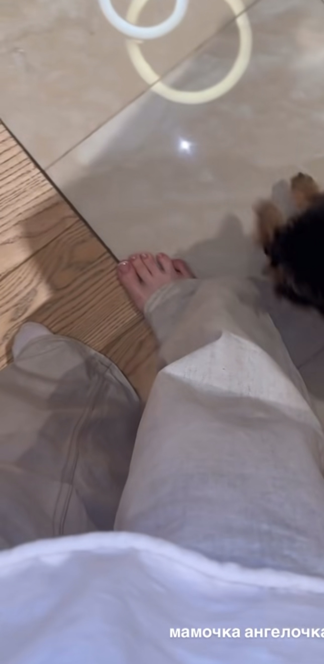 Adel Veigel's feet