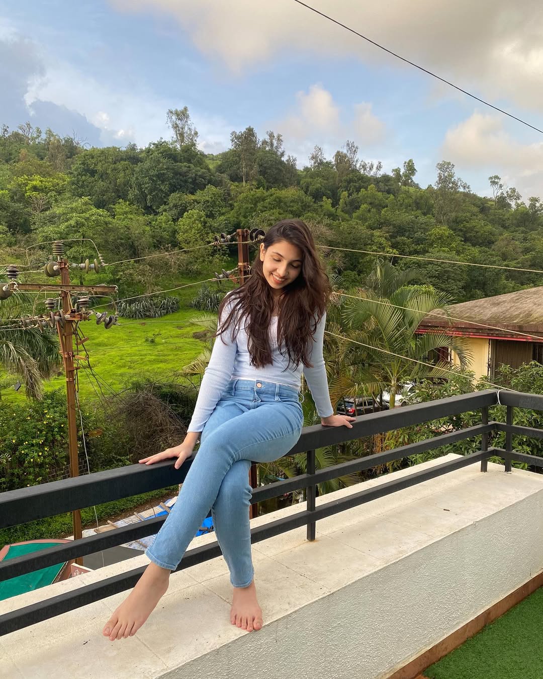 Afrah Sayed's feet