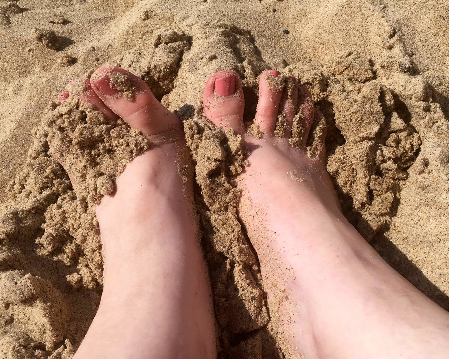 Alaia Hallows's feet