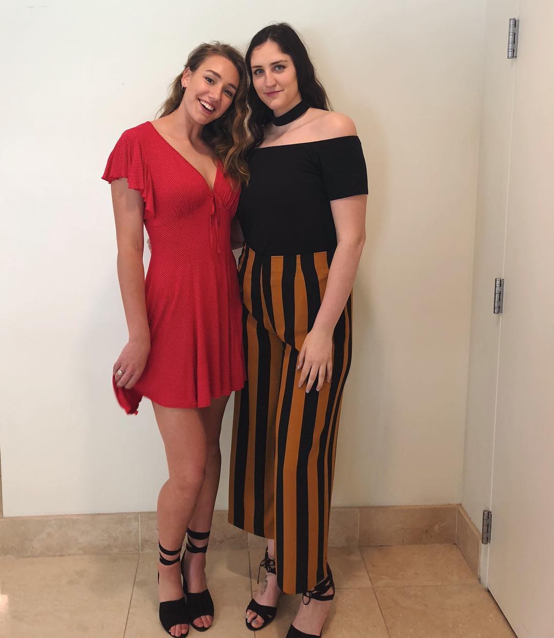 Alanna Smith's feet