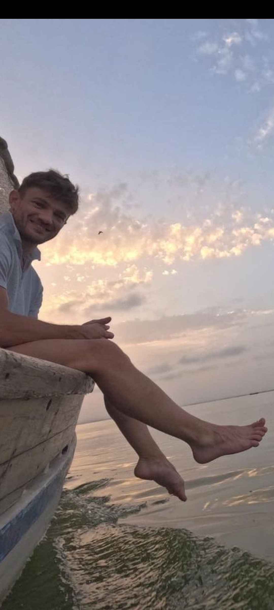 Alberto Escobar's feet