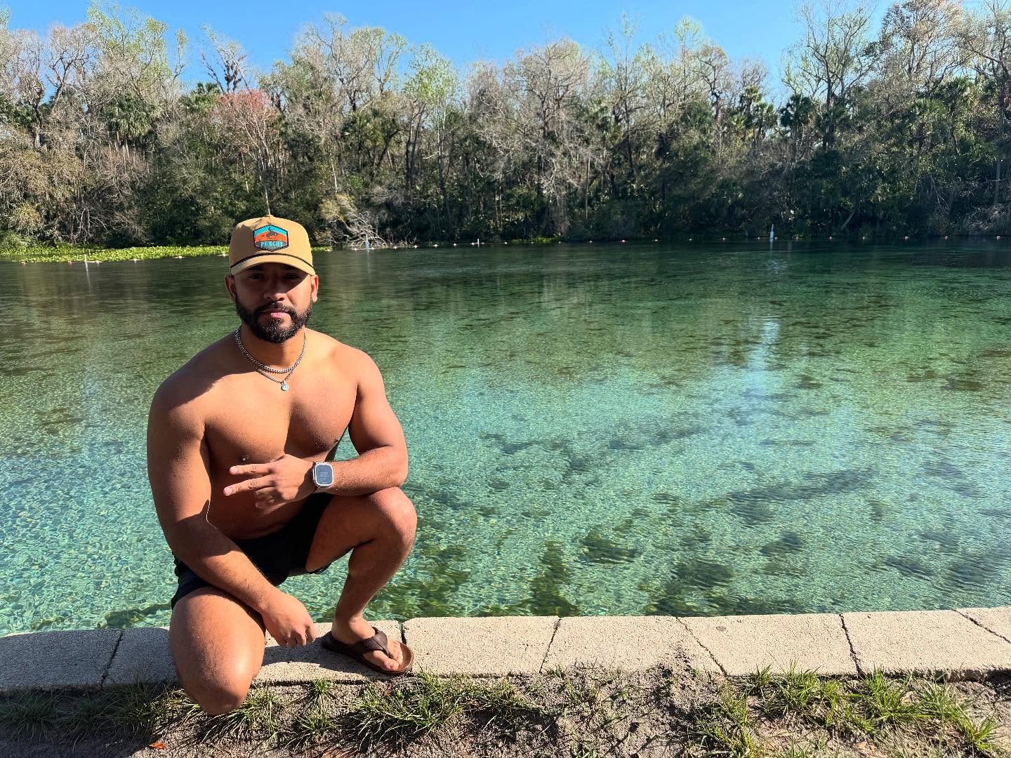 Alejandro Guzman's feet