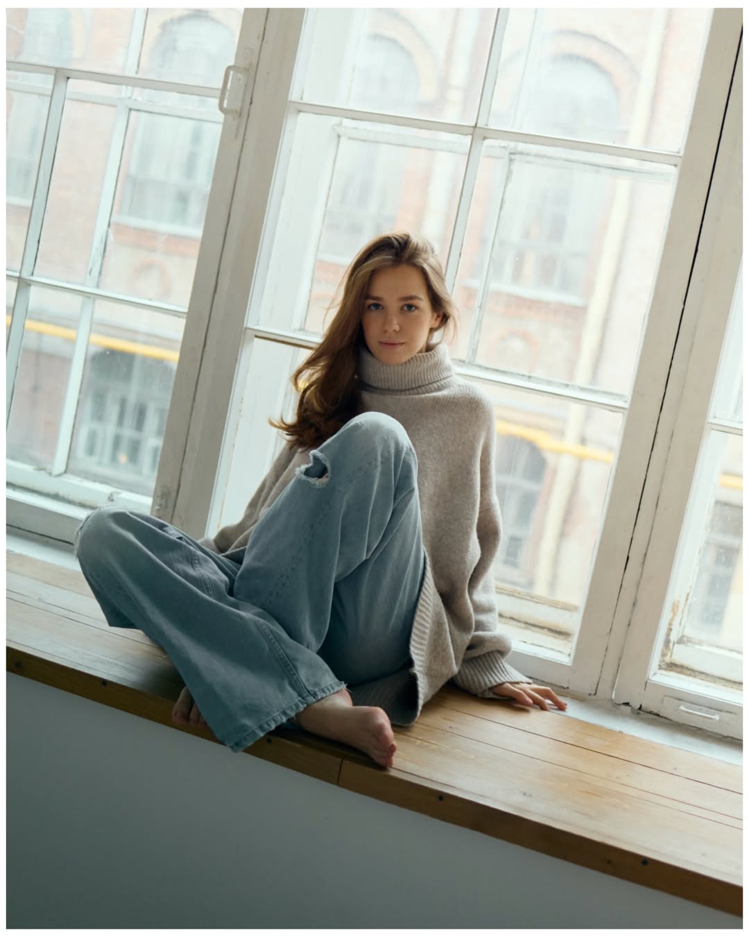 Aleksandra Solovyova's feet