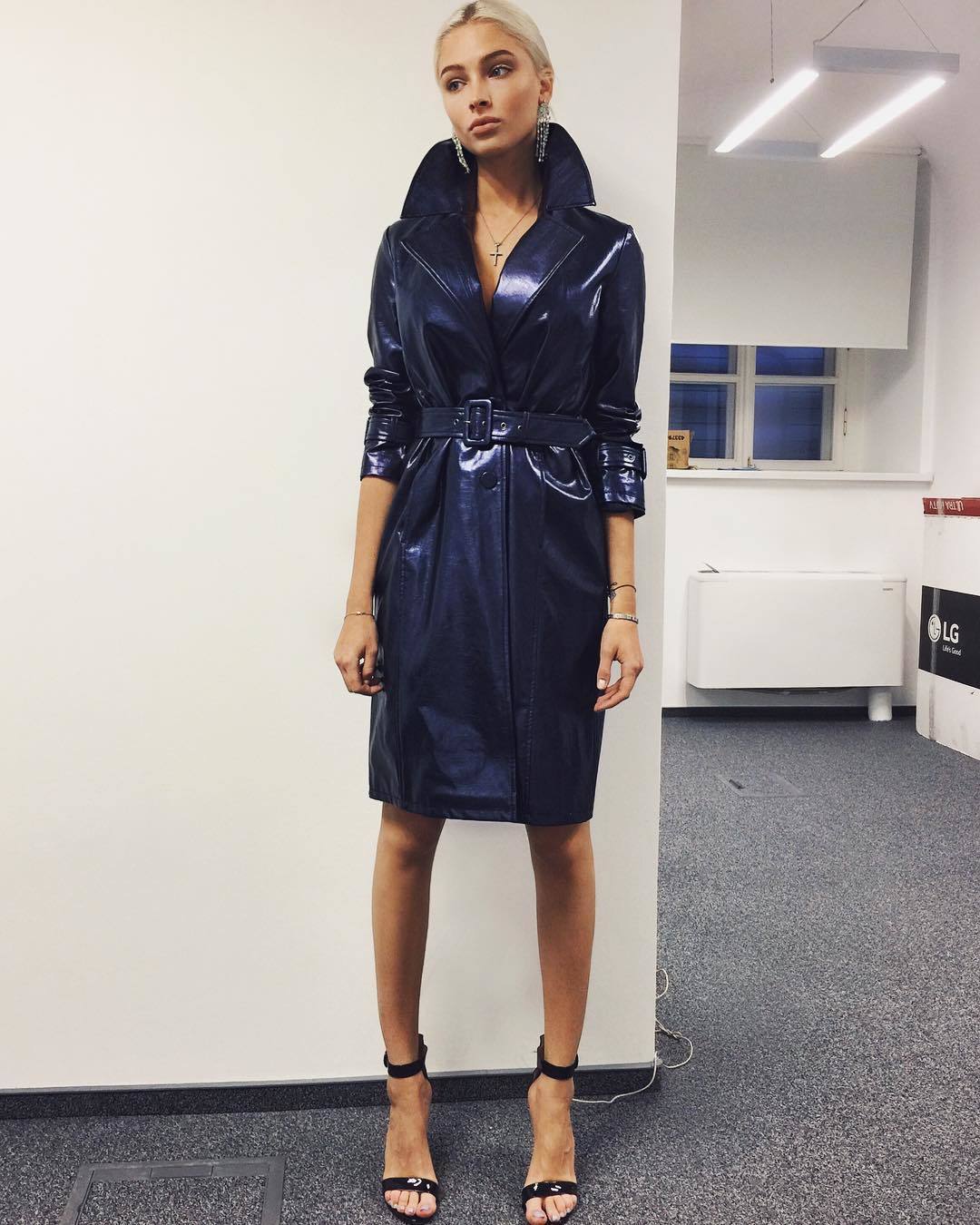 Alena Shishkova's feet