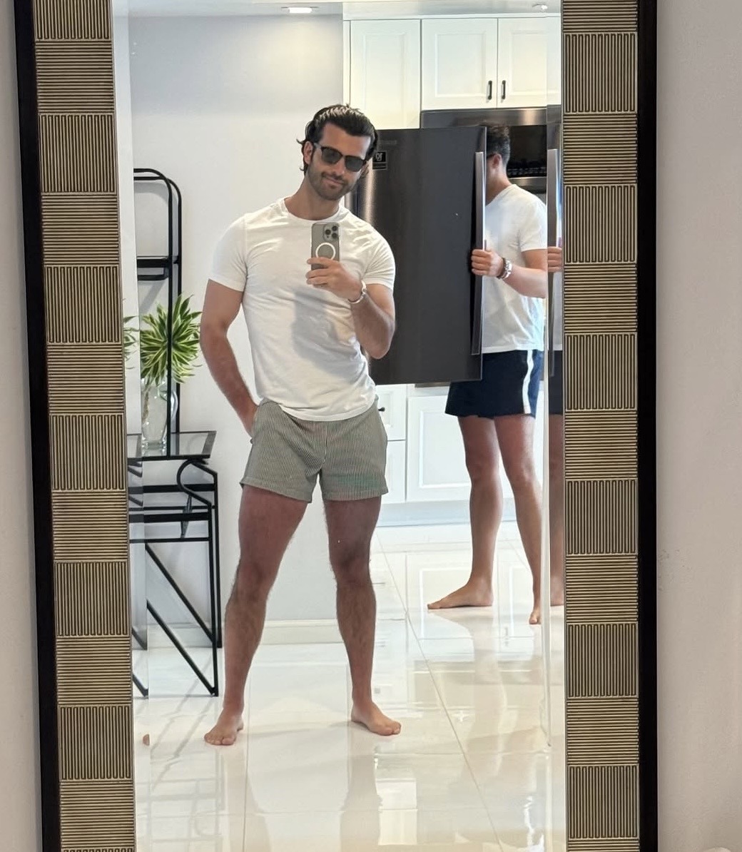 Alex Van Gurp's feet
