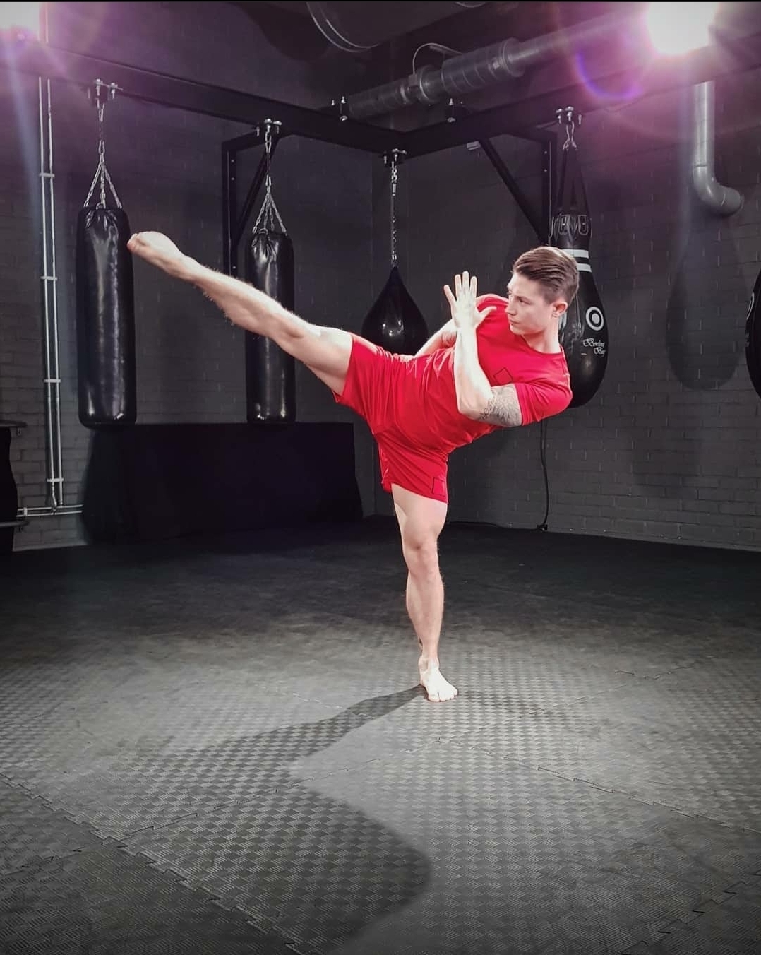 Alexander Hermansen's feet