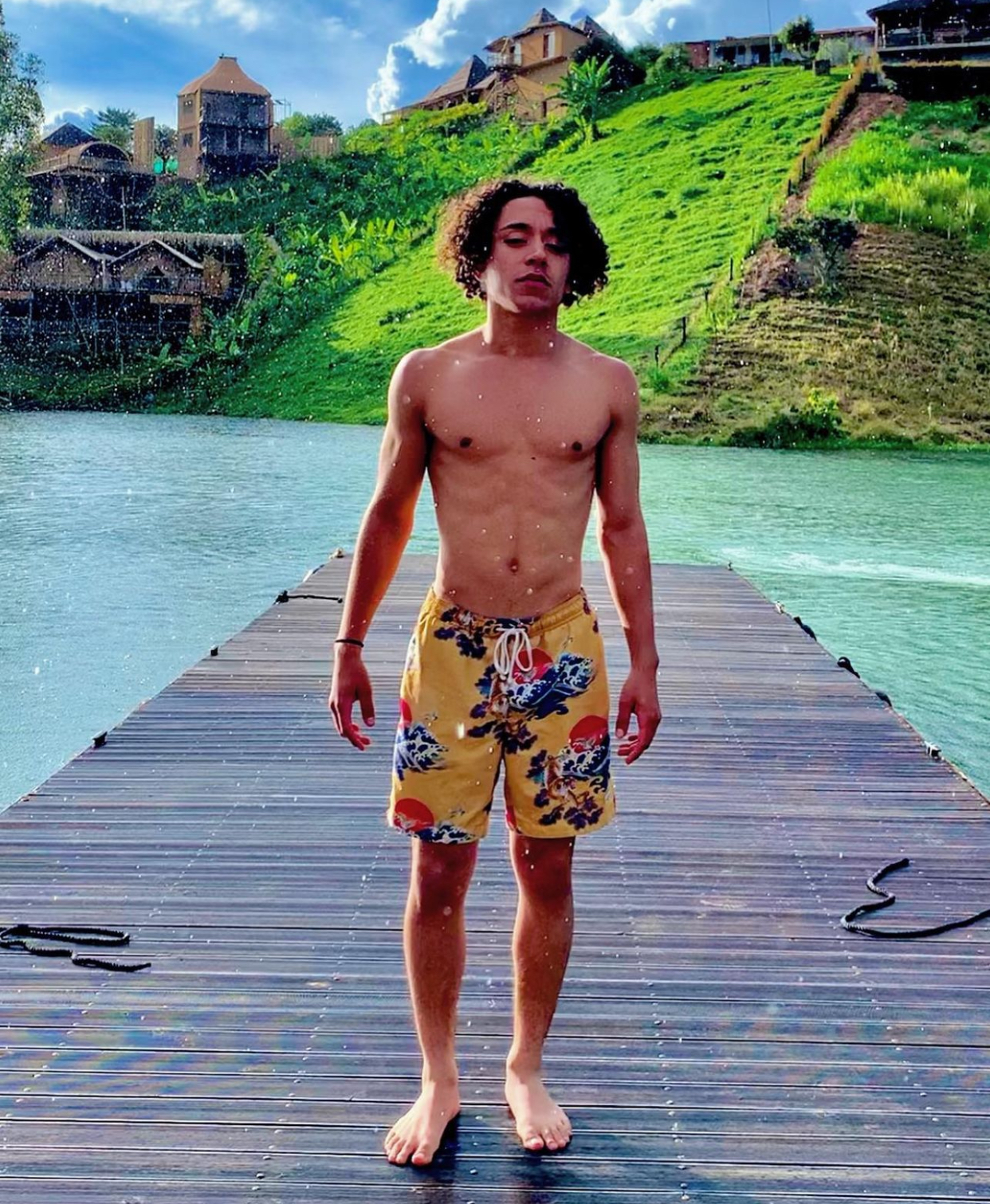 Alexander Pelaez's feet