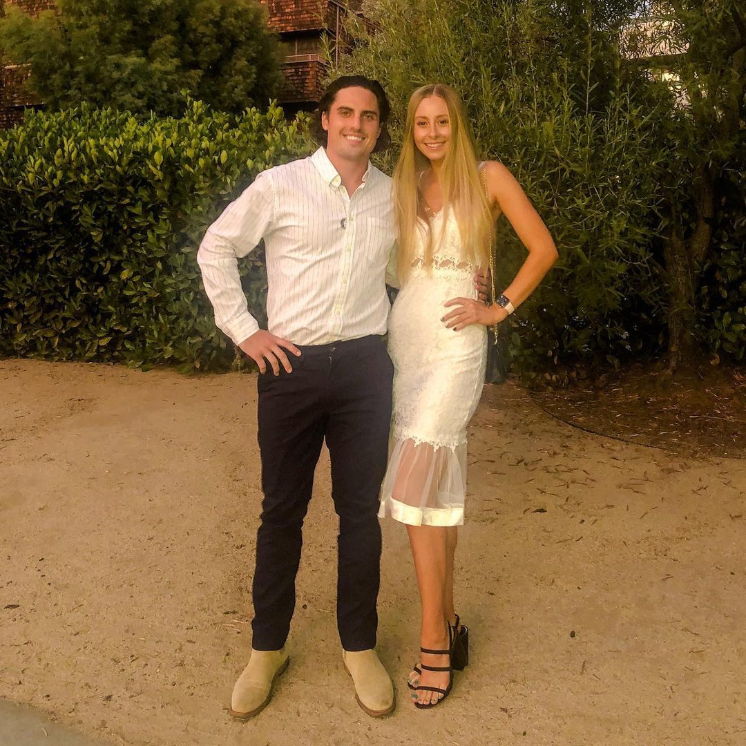 Alexandra Quint's feet