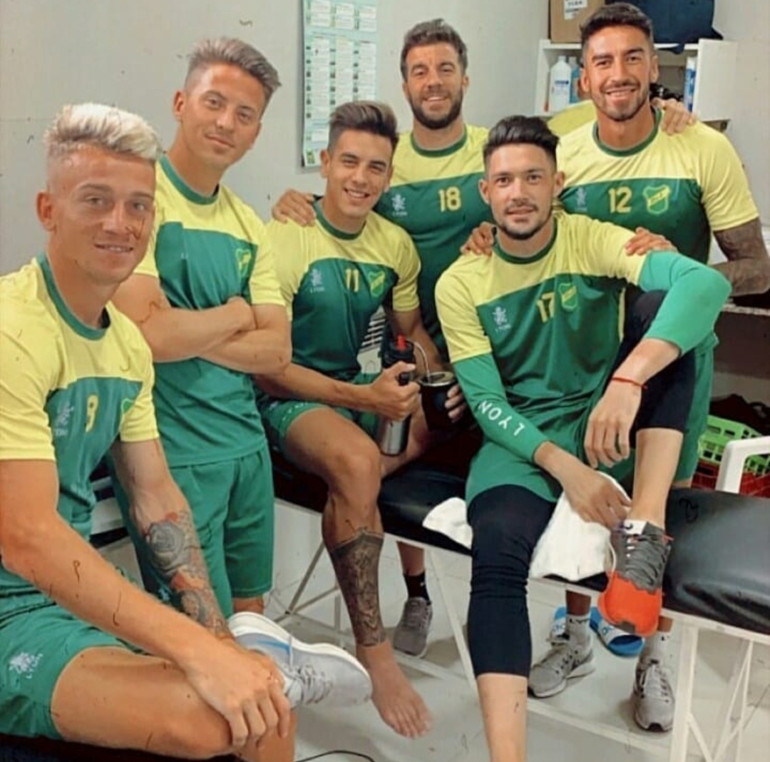 Alexis Castros Feet