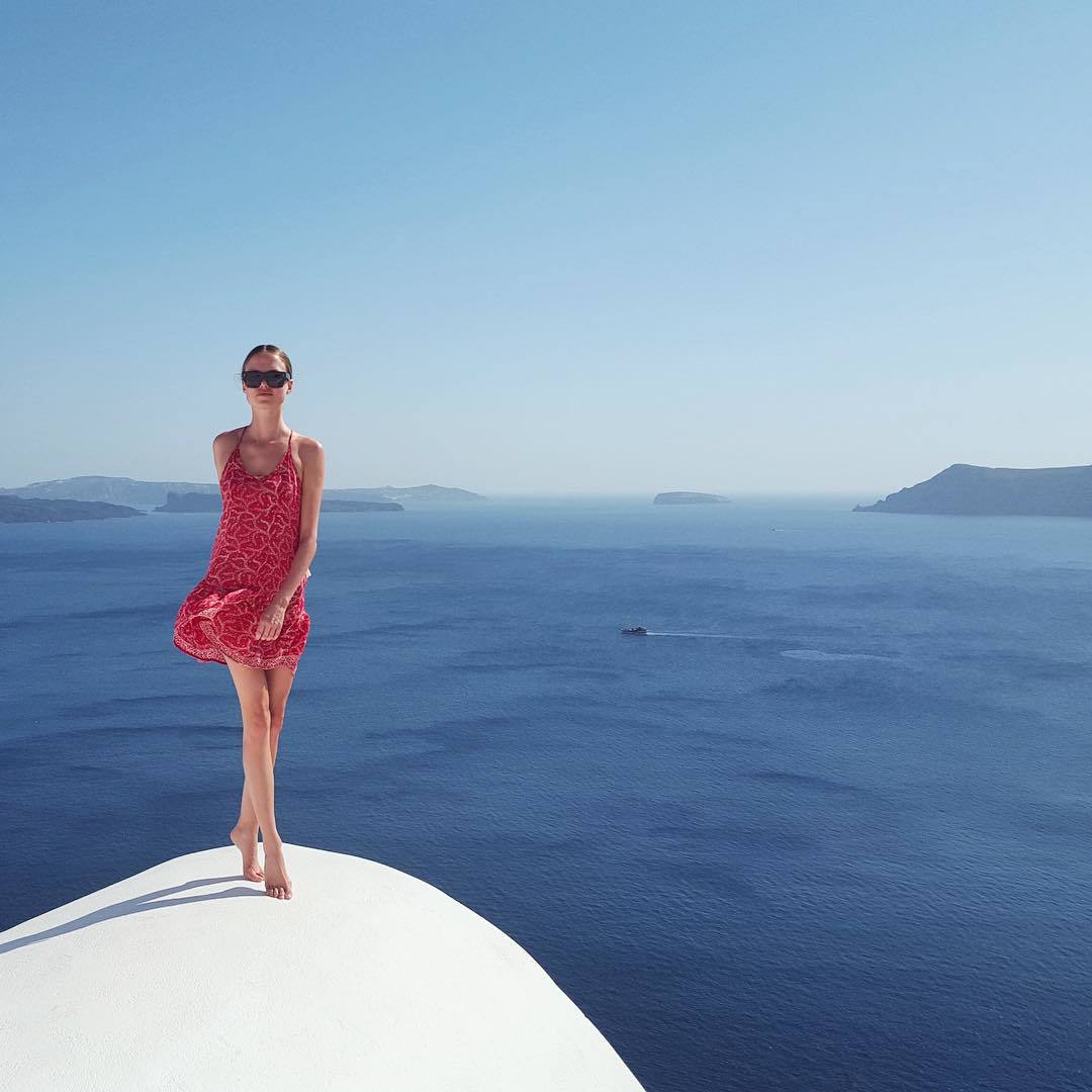 Alicia Roundtree's feet