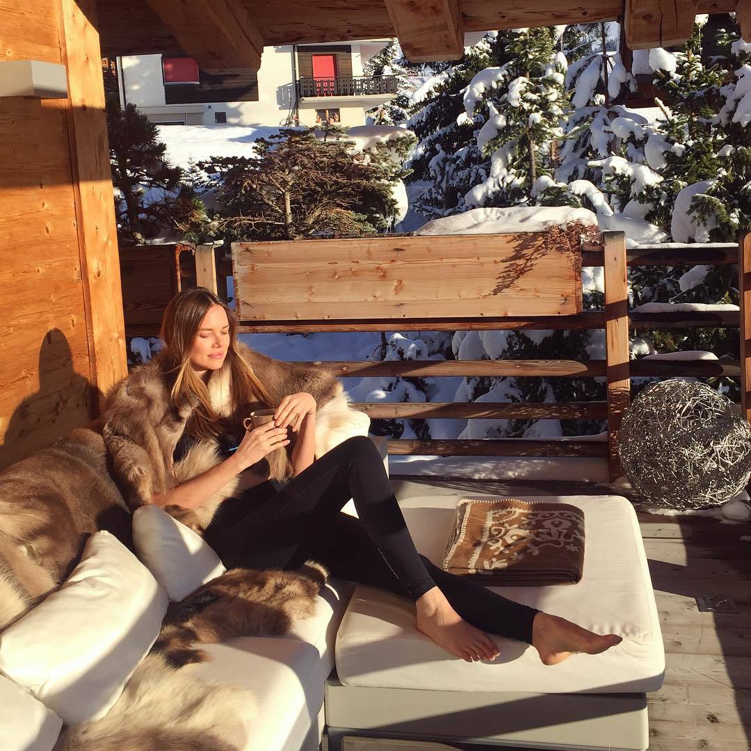 Alicia Roundtree's feet