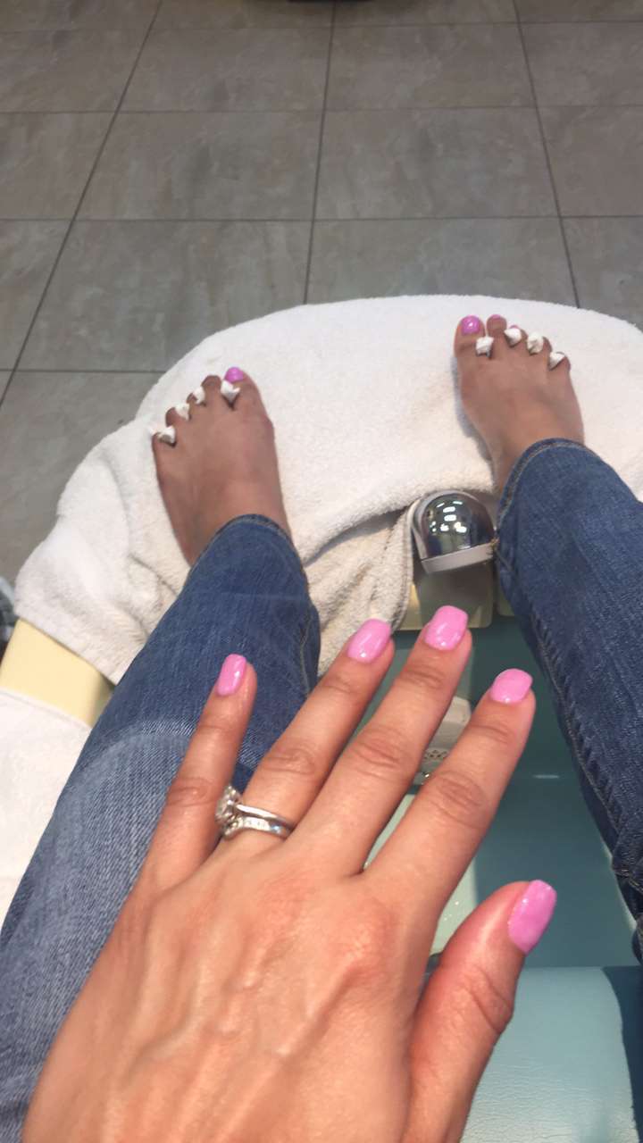 Alisa Reyess Feet I Piedi Di Alisa Reyes Celebrities Feet 2025