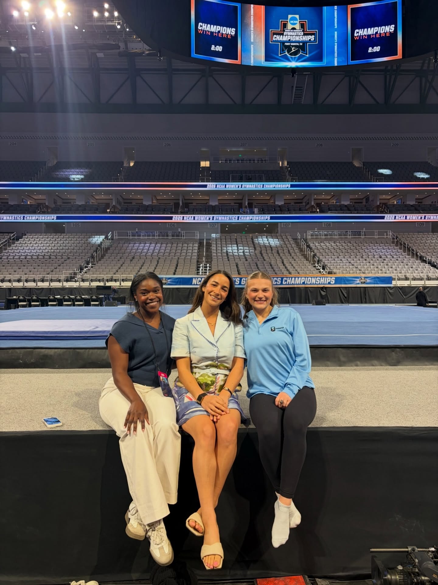 Aly Raisman's feet
