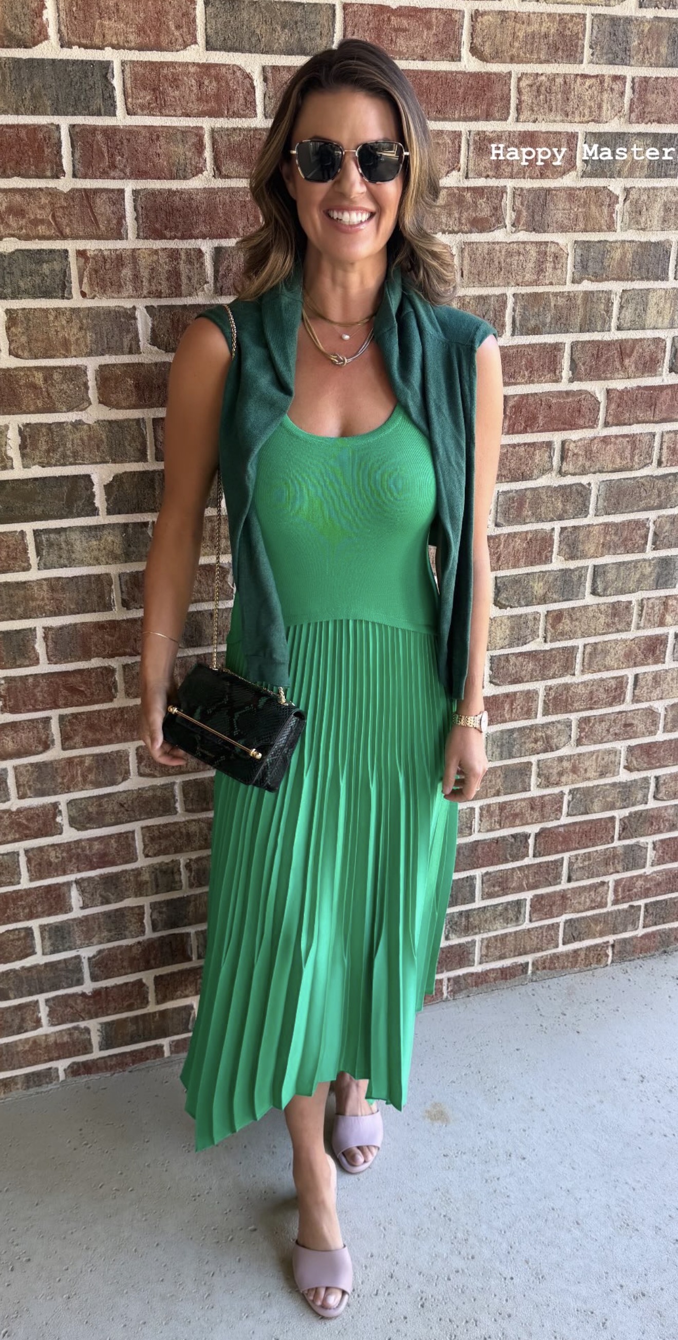Amanda Balionis Renner's feet