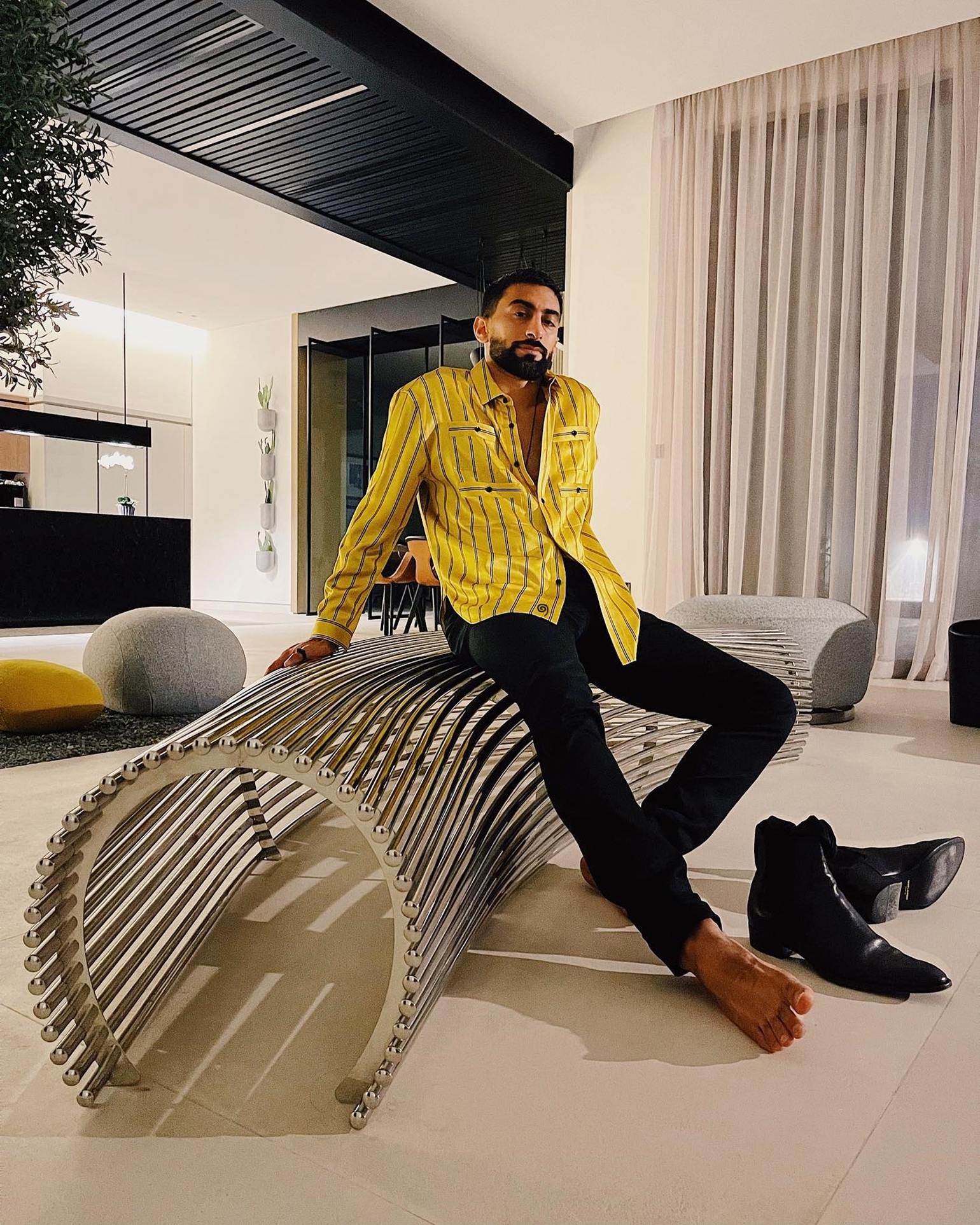 Anas Bukhash's feet