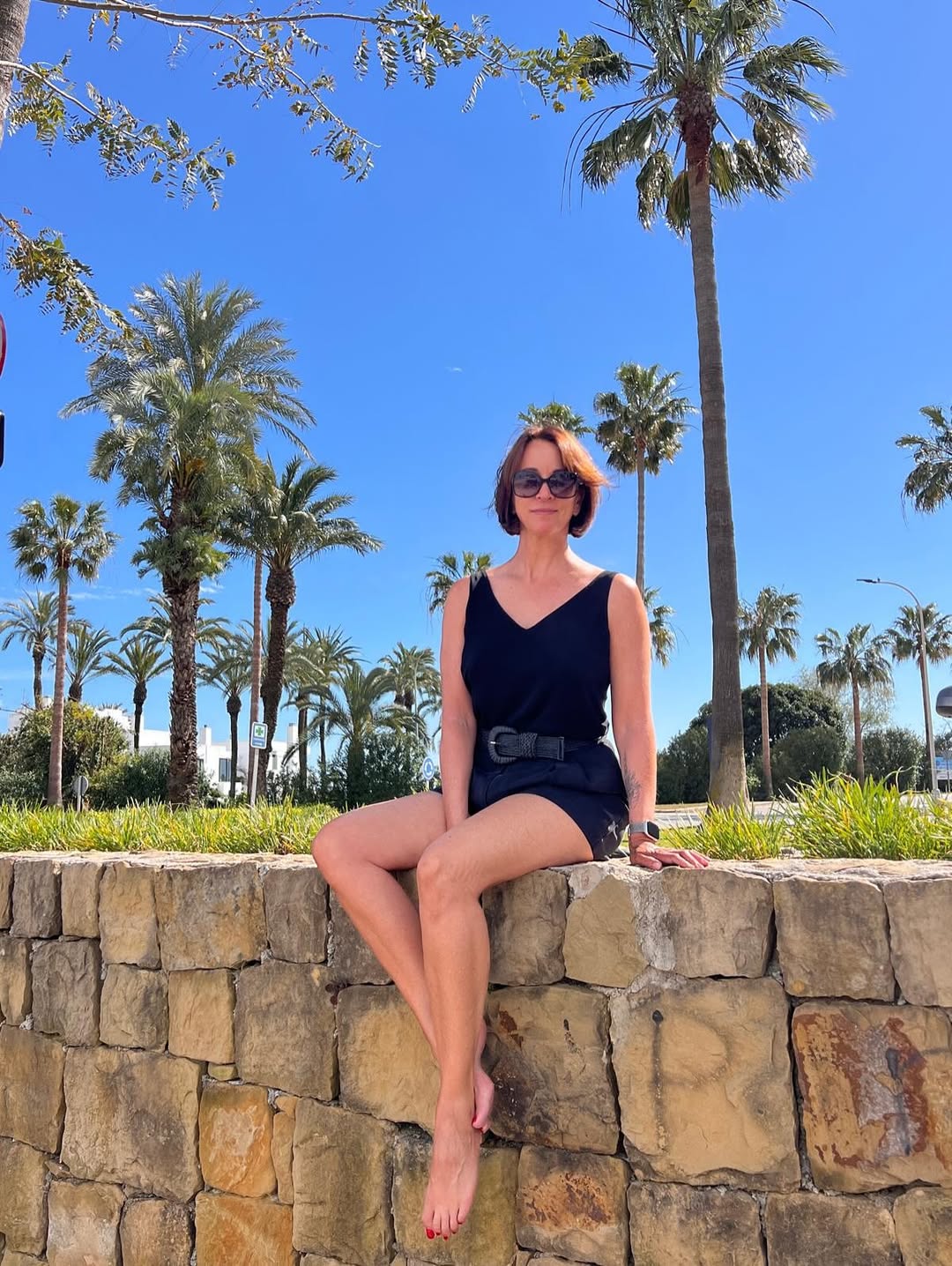 Andrea McLean's feet
