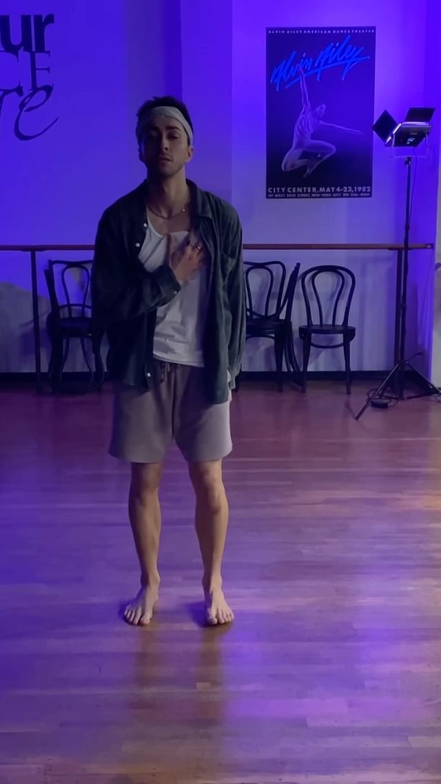 Andrew Kyrzyk's feet