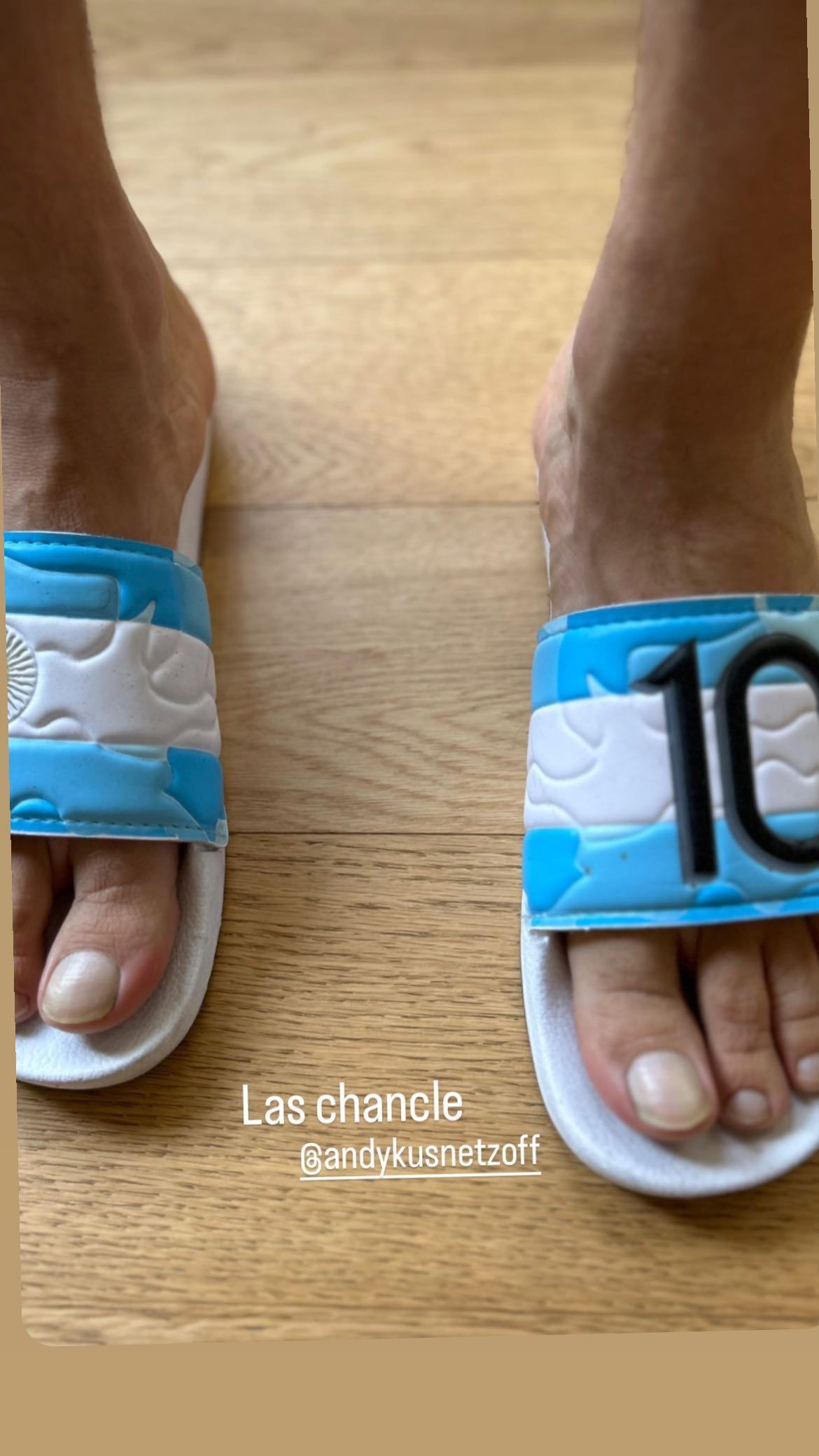 Andy Kusnetzoff's feet