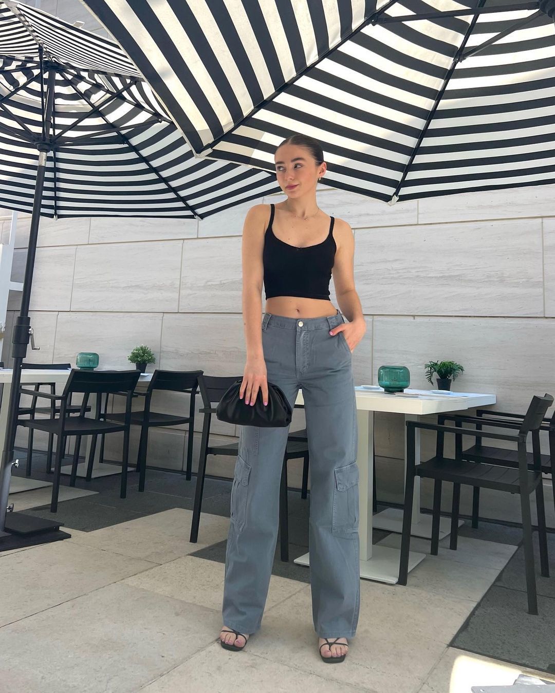 Anna Harriette Pittman's feet