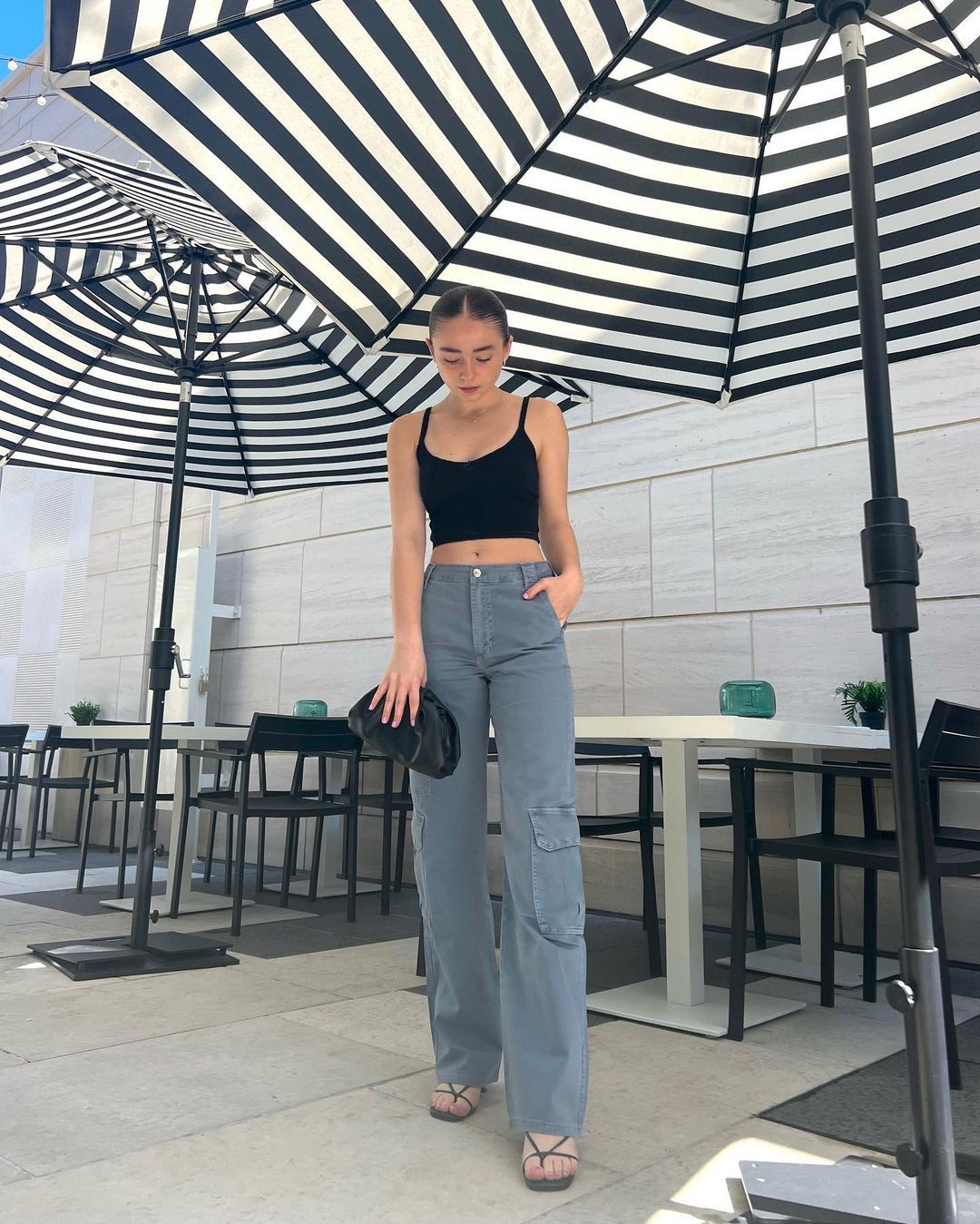 Anna Harriette Pittman's feet