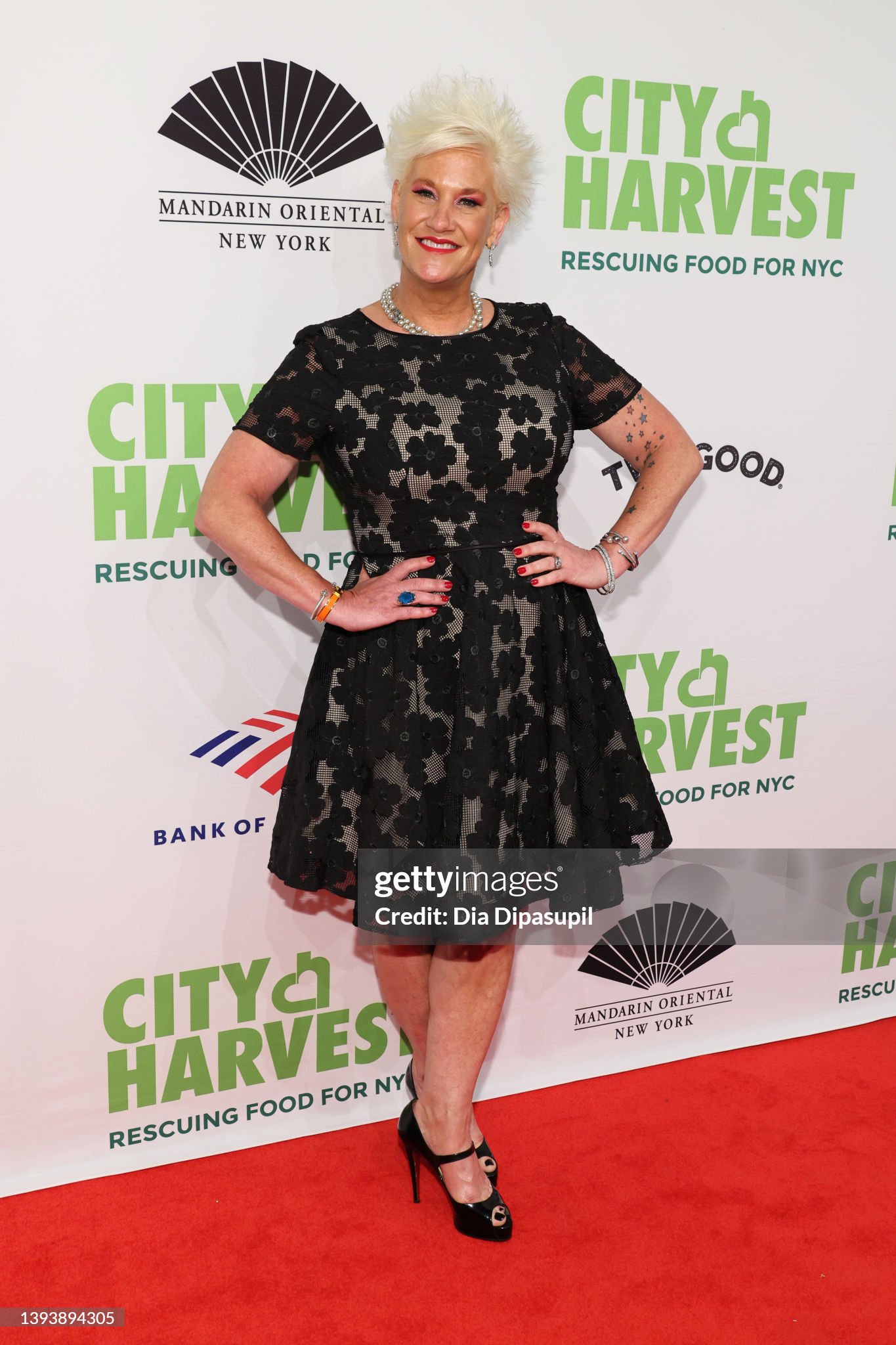 Anne Burrell's feet