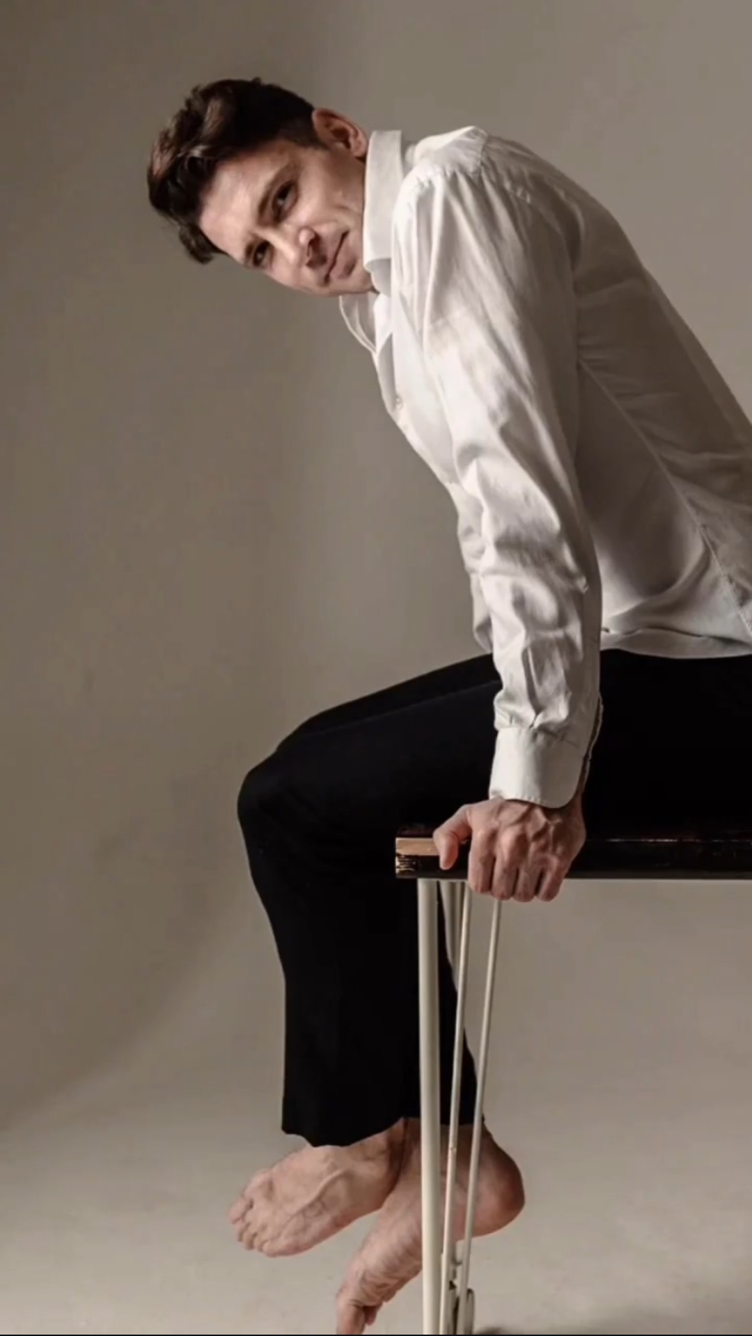 Anton Khabarov's feet