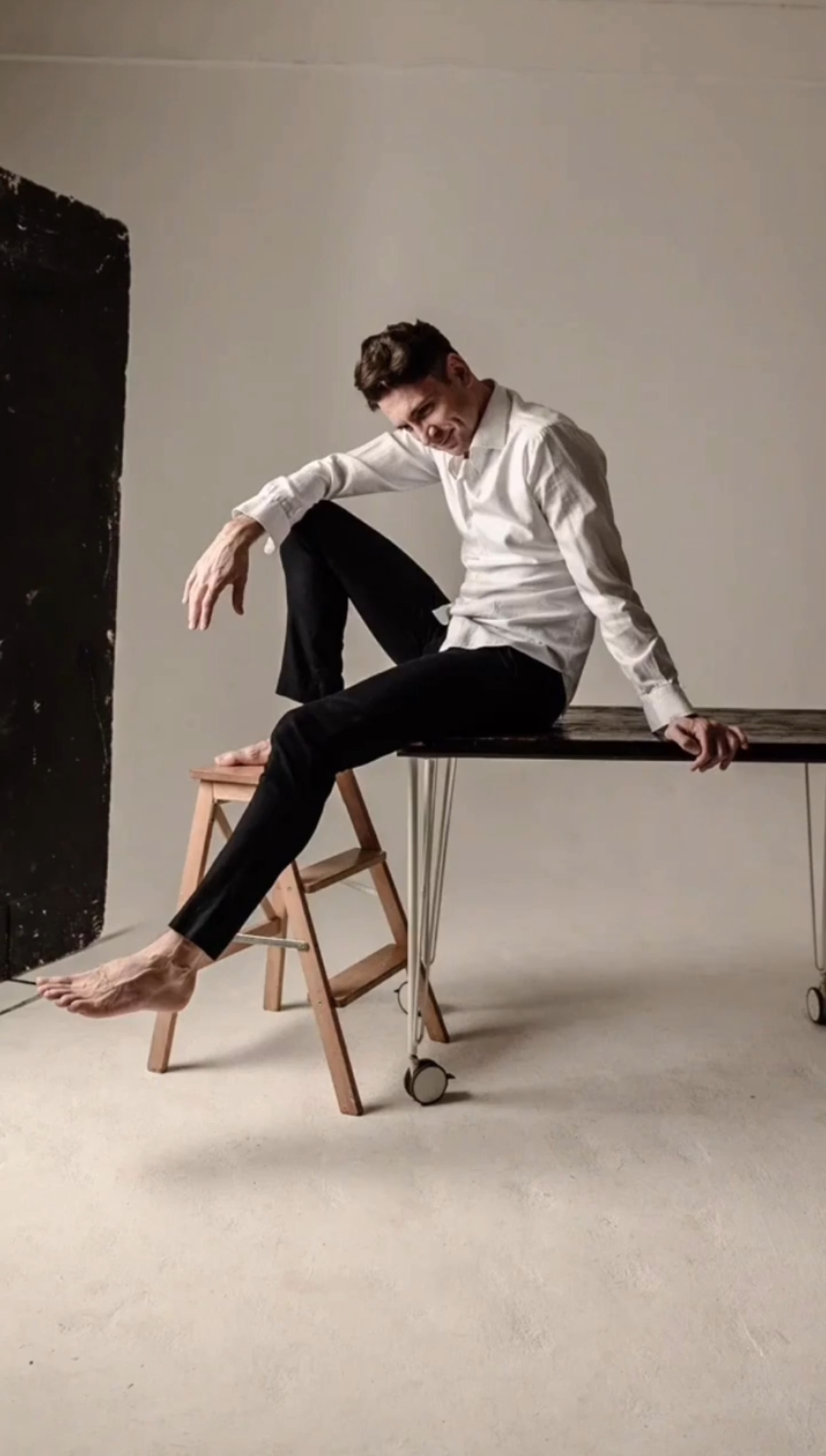 Anton Khabarov's feet