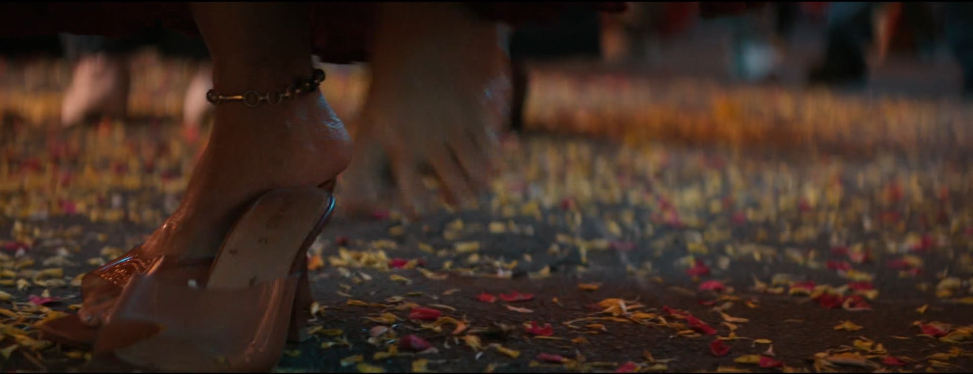 Anupama Parameshwaran's feet
