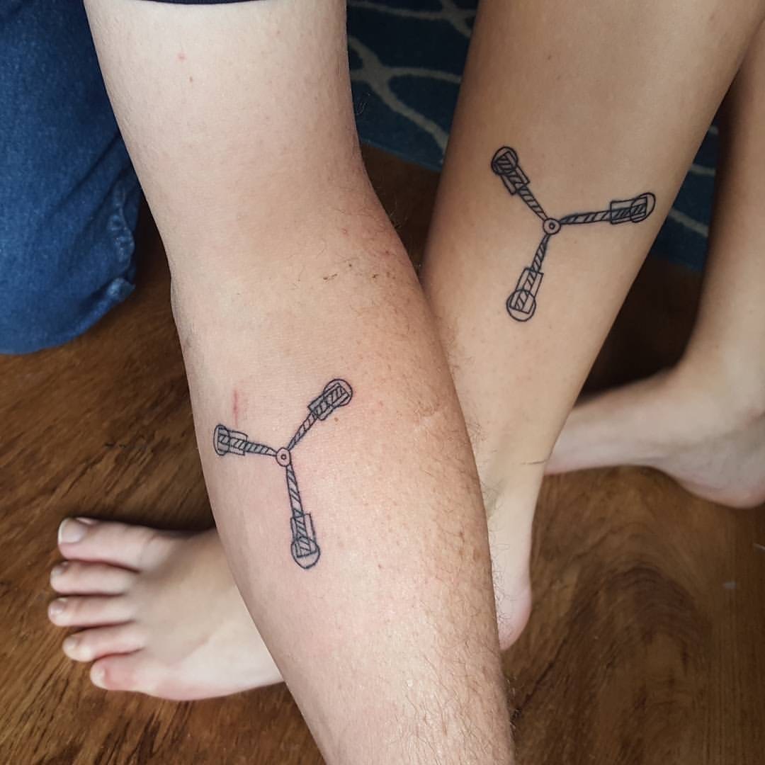 Ashlee Fensand's feet