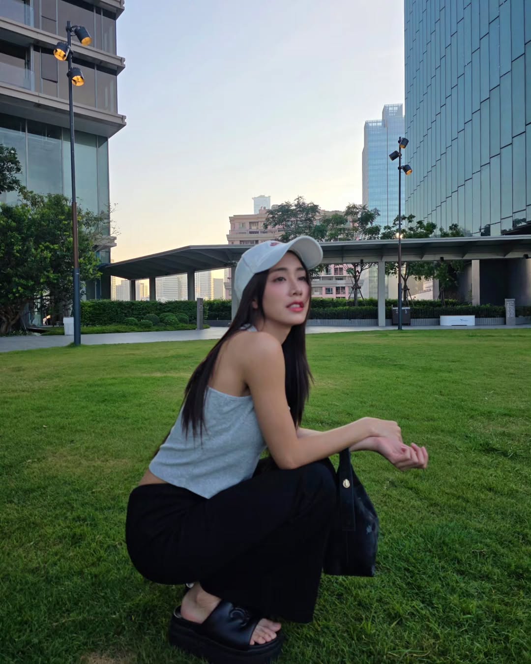 Atitaya Tribudarak's feet