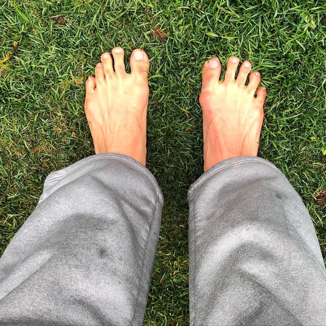 Austin Kapetanakis's feet