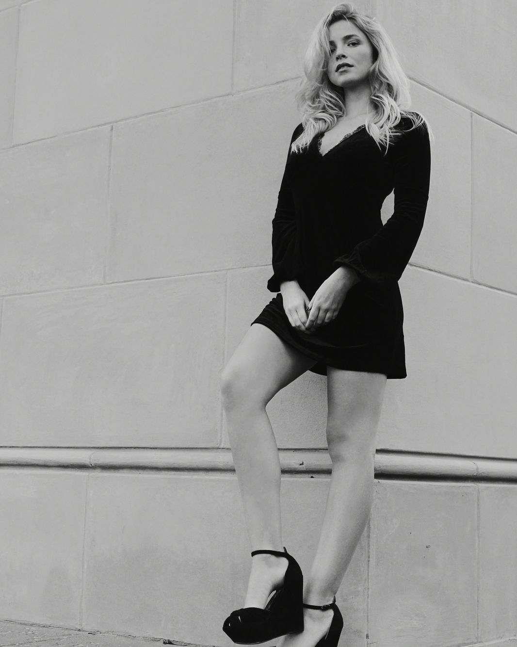 Avery Ross's feet