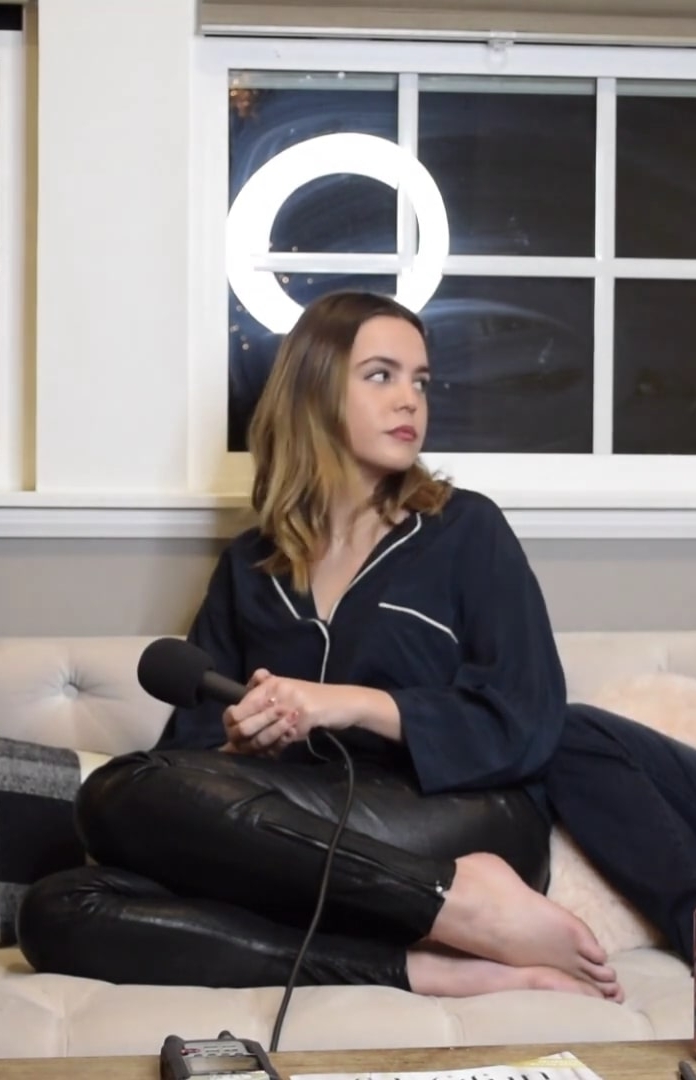 Bailee Madison's Feet