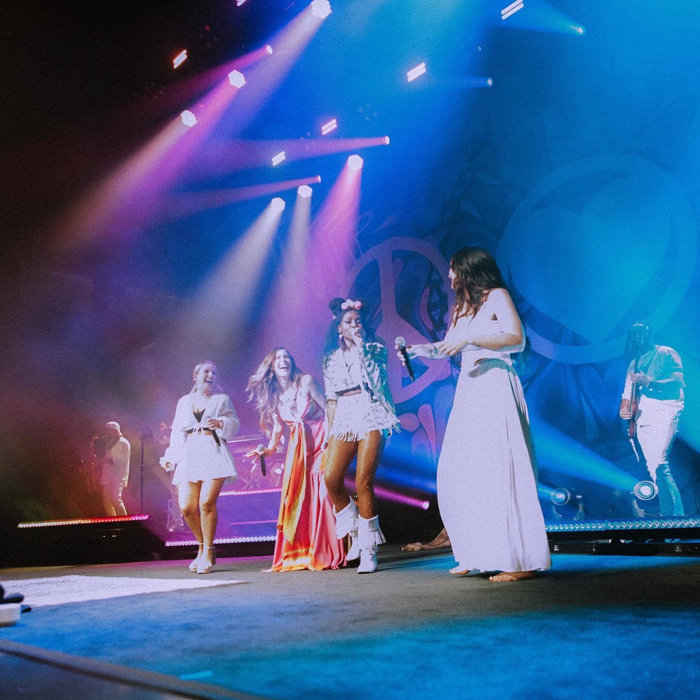 Bailey Hyneman's feet