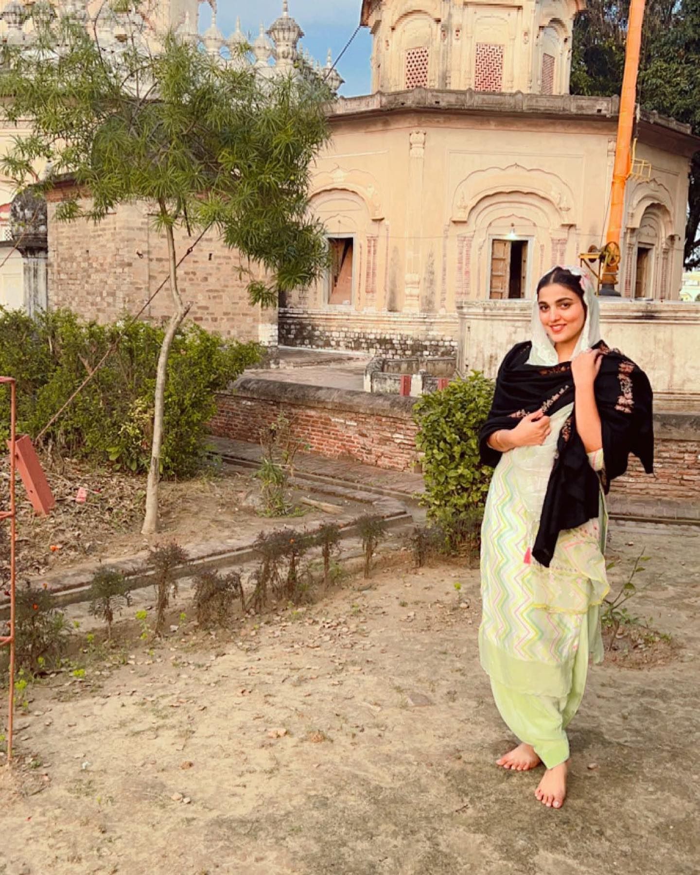 Baljinder Bains's feet