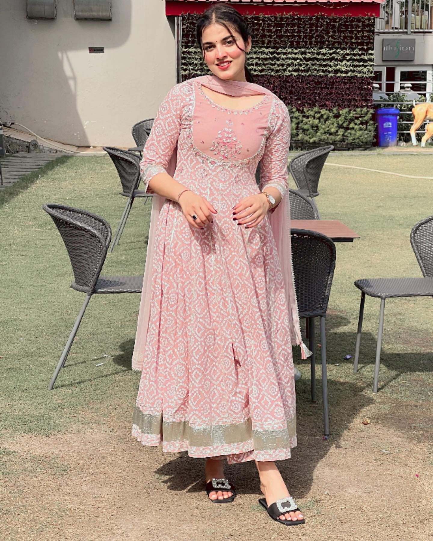 Baljinder Bains's feet