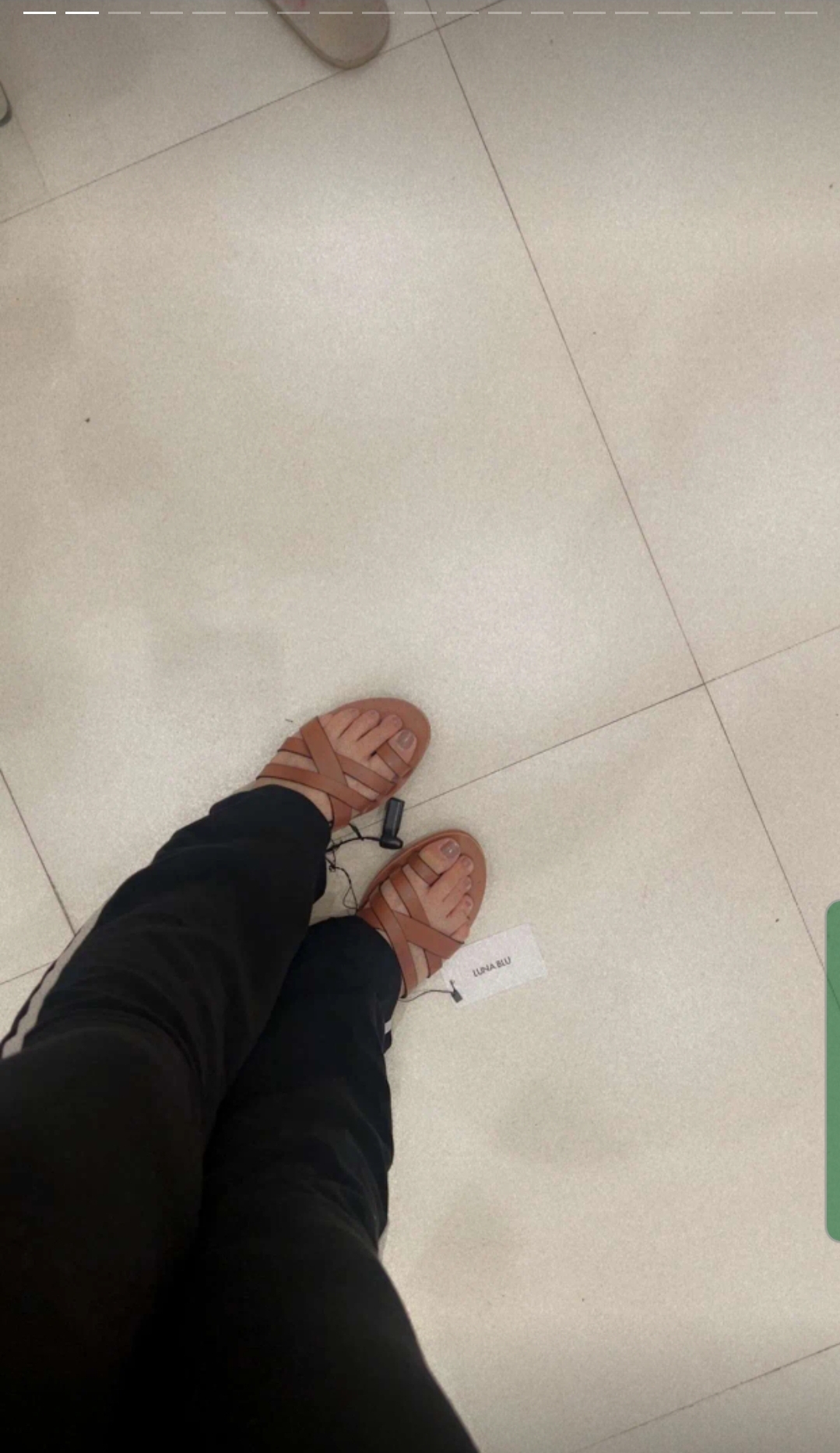 Baljinder Bains's feet