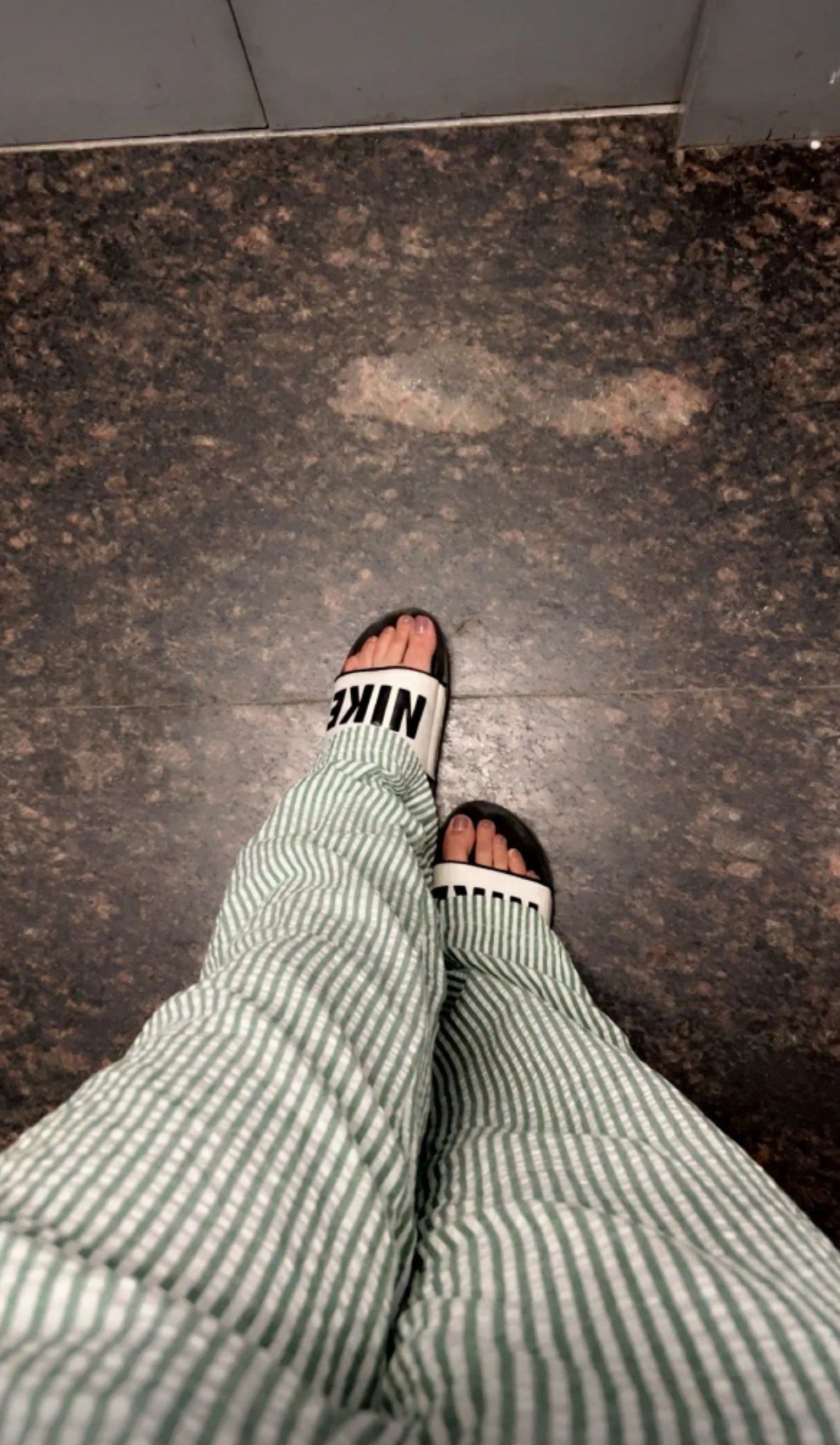 Baljinder Bains's feet