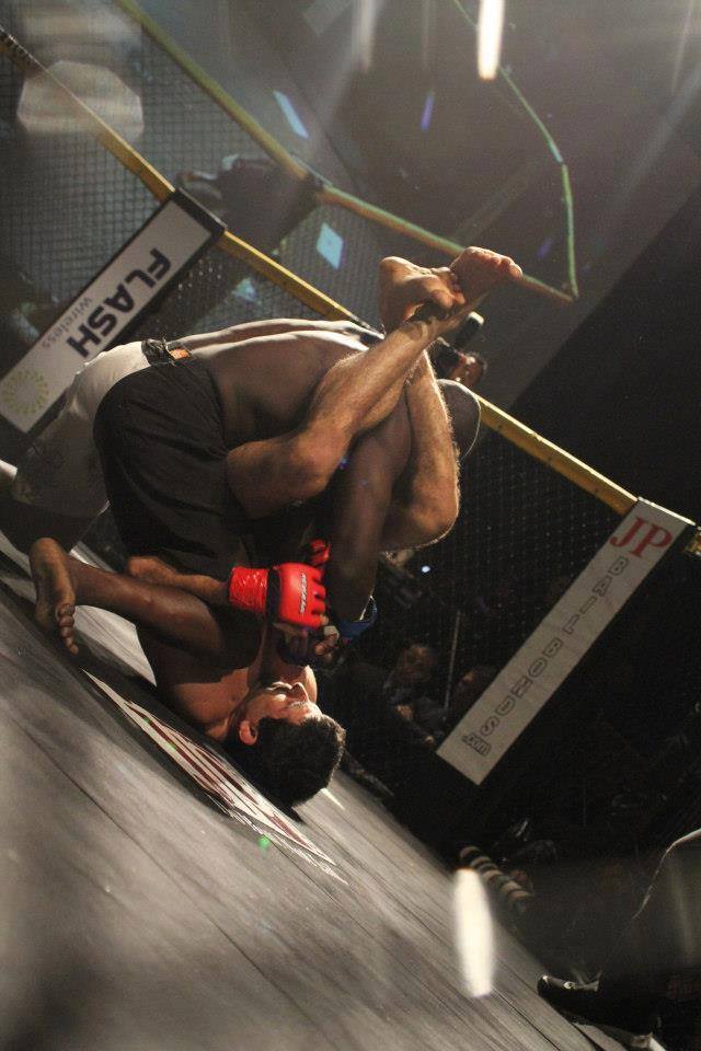 Beneil Dariush's feet