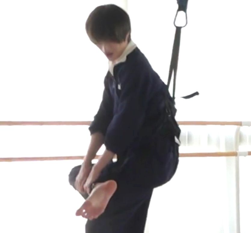 Beomgyu's feet