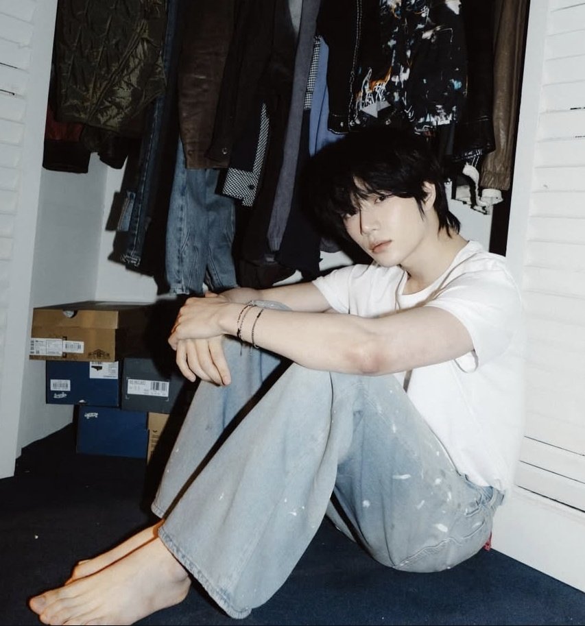 Beomgyu's feet