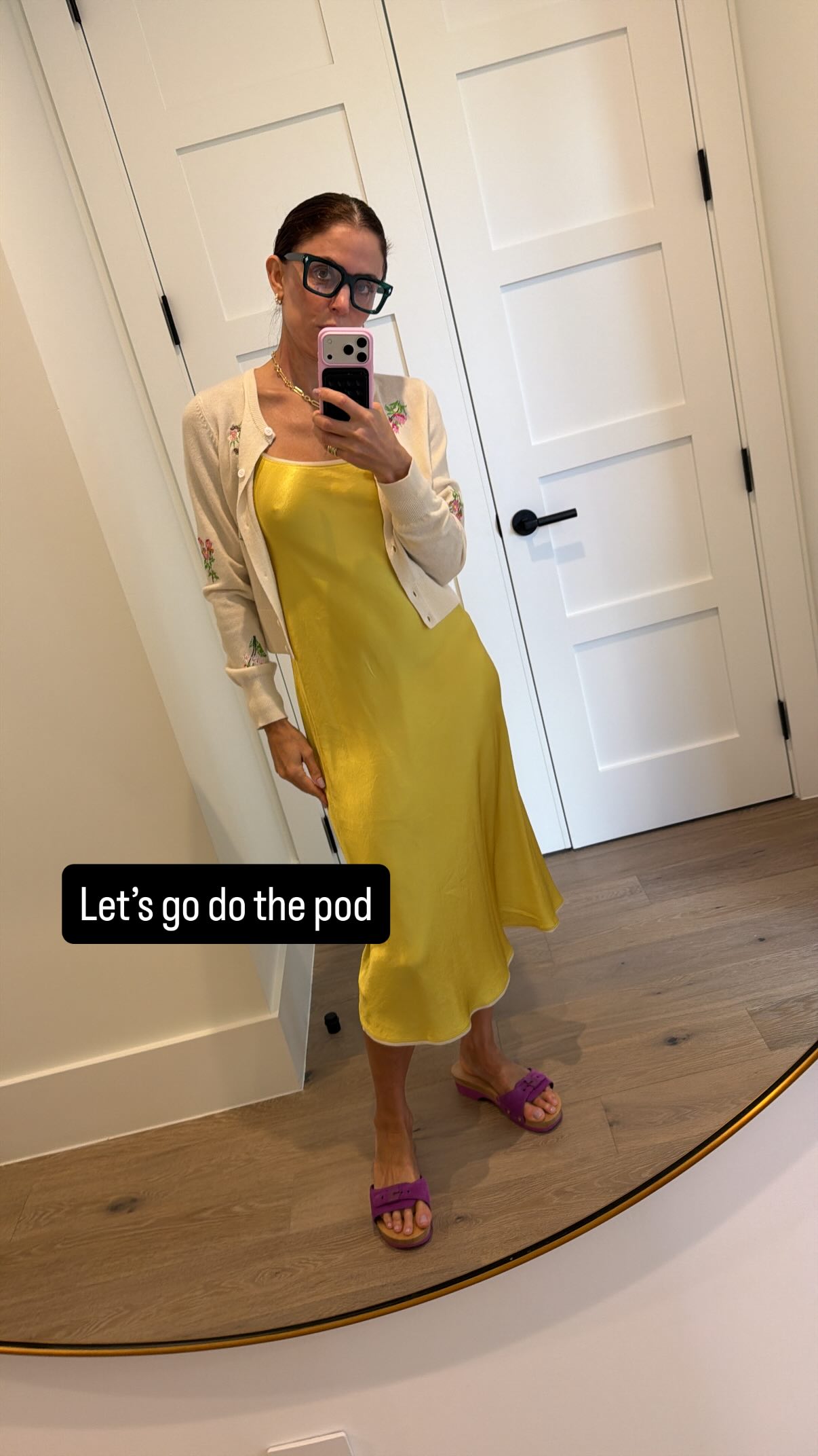 Bethenny Frankel's feet