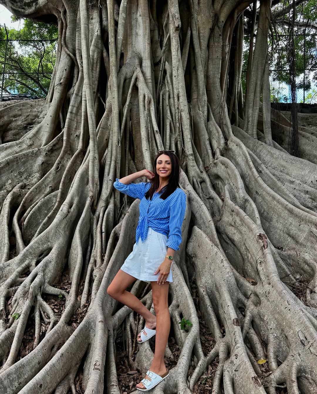 Bianca Wallace's feet